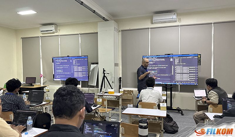 Partisipasi FILKOM UB dalam Community-Based Research (CBR) 2 Cyber Security Workshop di ...