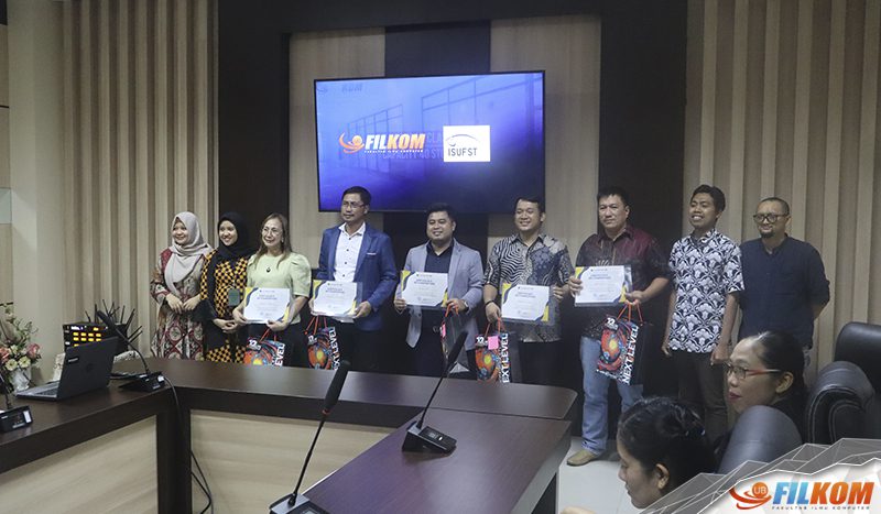 Closing Ceremony FILKOM UB Program Special Course 2.0 - Fakultas Ilmu ...