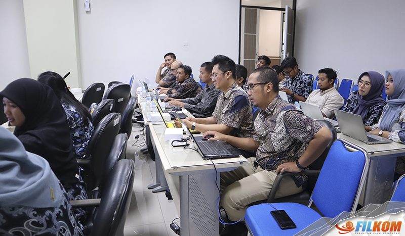 Pelatihan Microsoft Teams bagi Tendik FILKOM UB - Fakultas Ilmu Komputer | Universitas Brawijaya